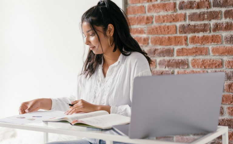 → Faça a Hipótese de Projeto de Pesquisa com Exemplos 2026